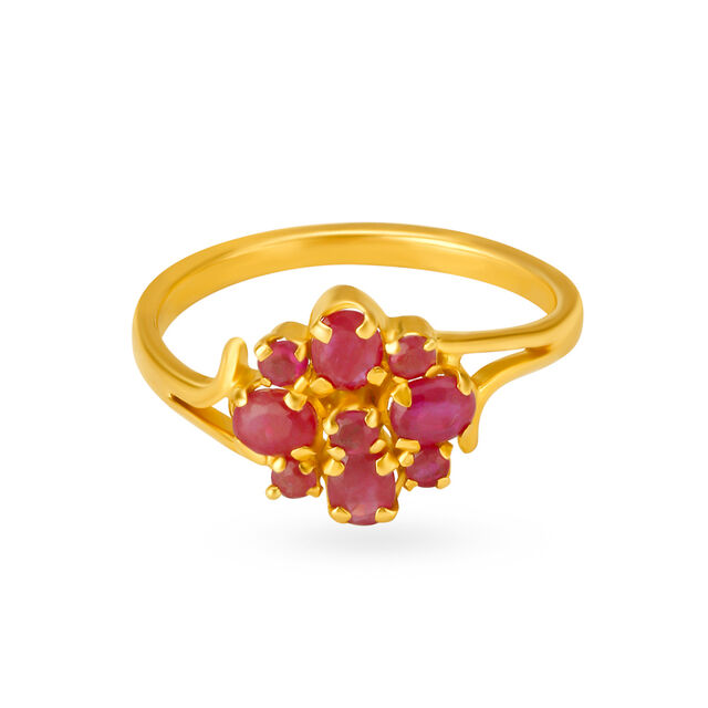Elegant 22 Karat Yellow Gold And Ruby Finger Ring